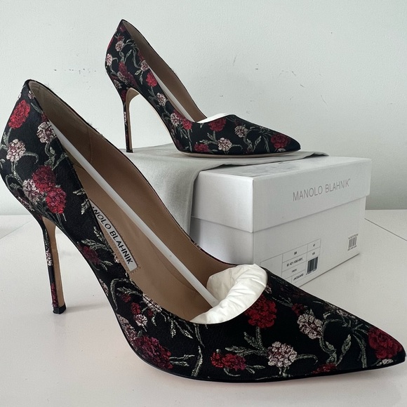 Manolo Blahnik | Shoes | Manolo Blahnik Bb 5 Pointy Toe Pump Size 41 Eu ...